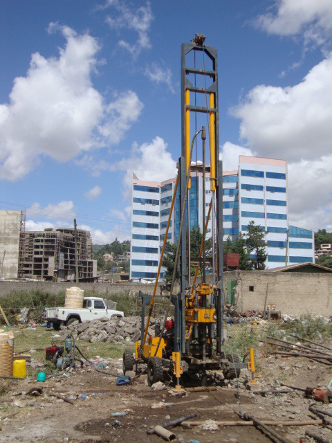 High Frequency Crawler Core Drilling Rig Four Hydraulic Jacks 350m ... High Frequency Crawler Core Drilling Rig Four Hydraulic Jacks 350m ...